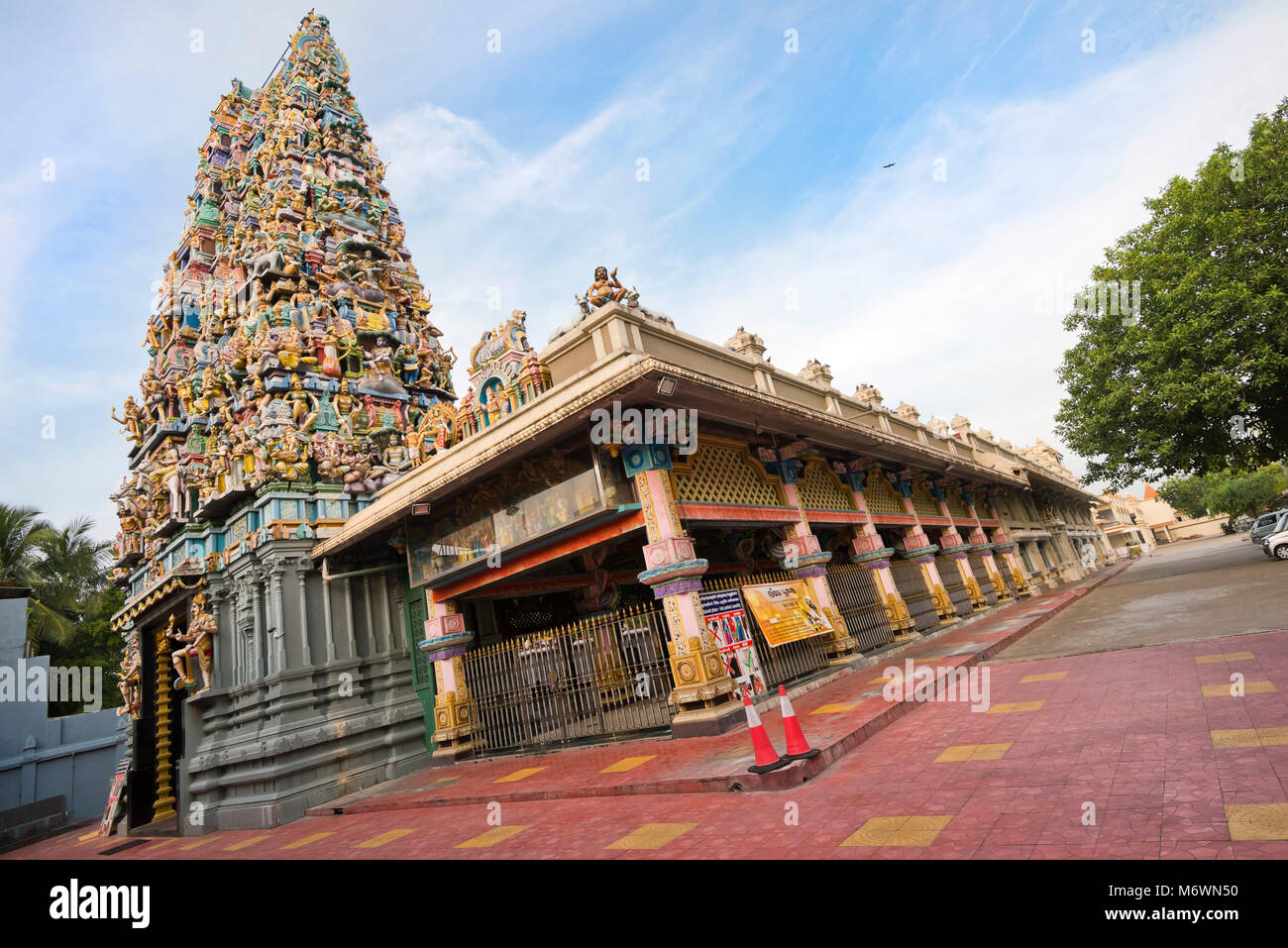 Hindu kovil hi-res stock photography and images - Alamy