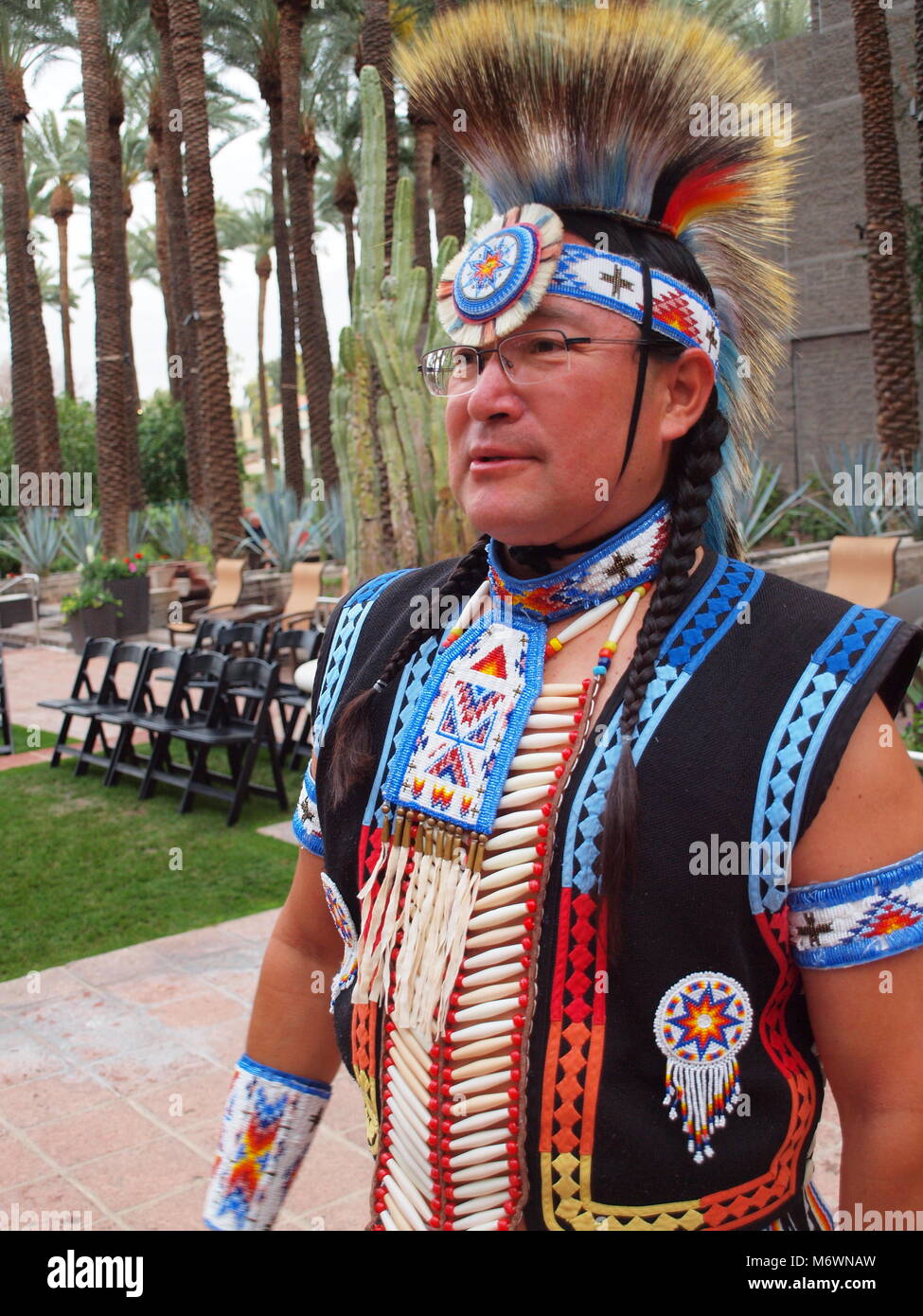 Traditional Native American dancer in Arizona Stock Photo - Alamy