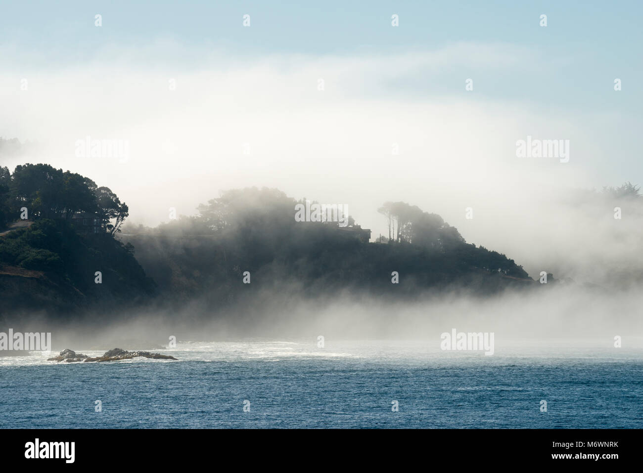Fog coastal landscape hi-res stock photography and images - Alamy