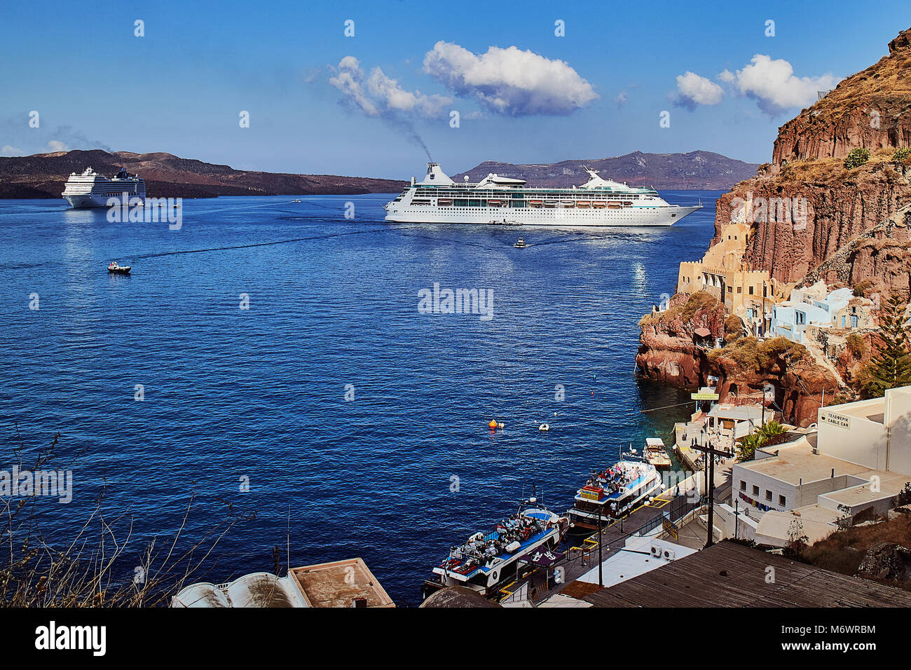 Mount thira santorini hi-res stock photography and images - Alamy