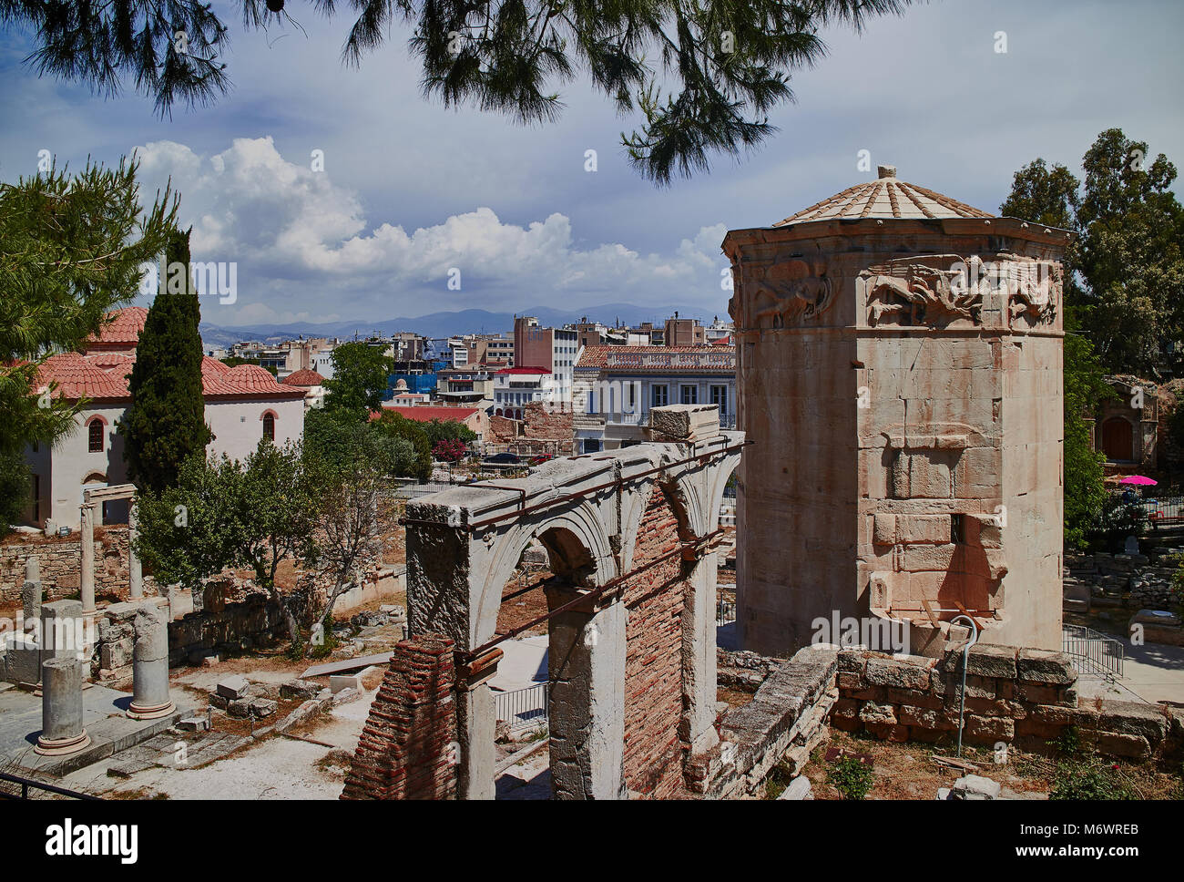 Octagonal pillars hi-res stock photography and images - Alamy