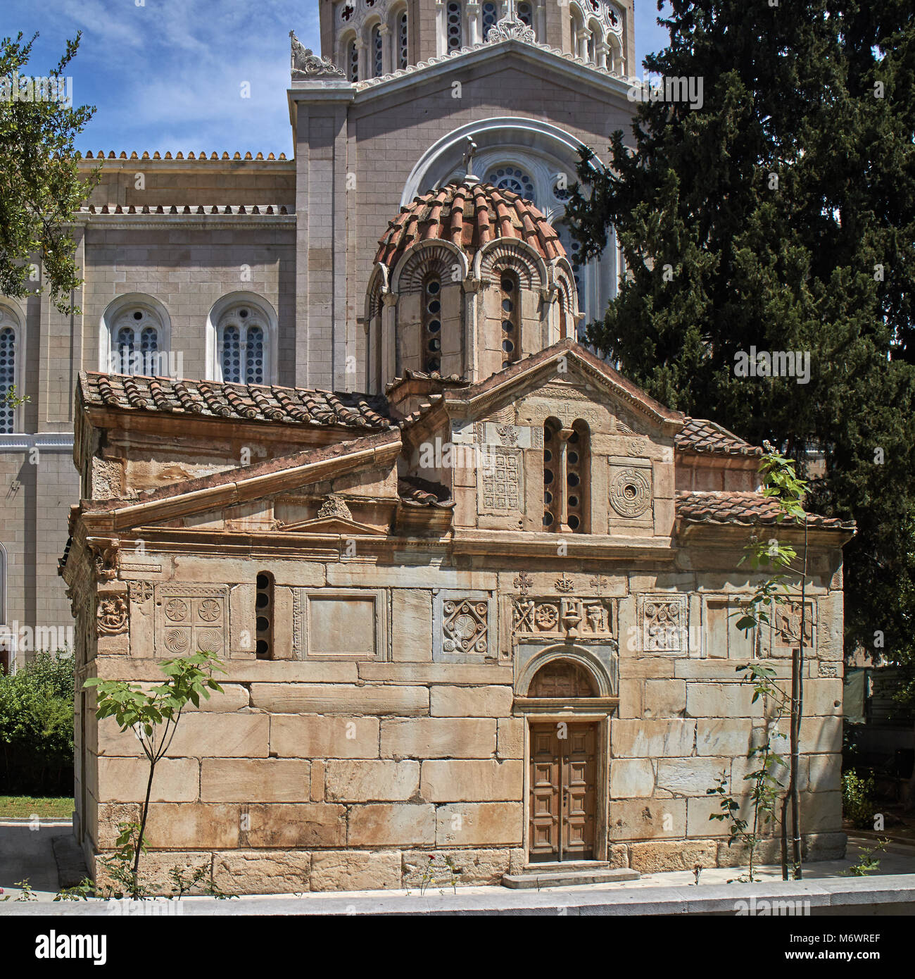 Byzantin churches hi-res stock photography and images - Alamy
