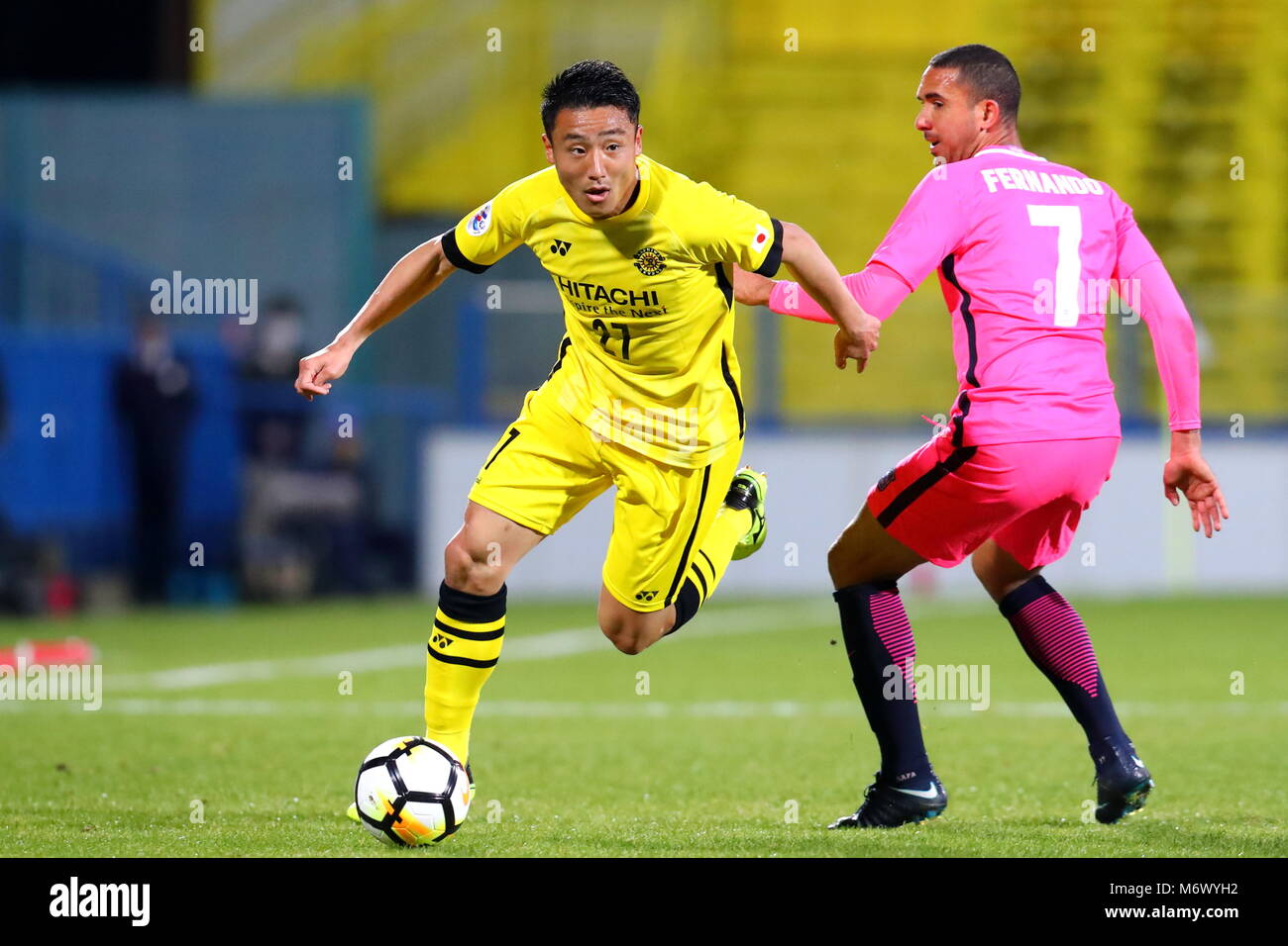 Sankyo Frontier Kashiwa Stadium, Chiba, Japan. 6th Mar, 2018. (L-R ...