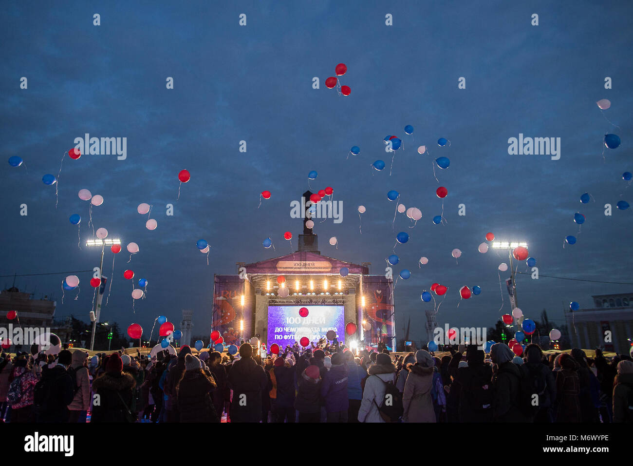 Moscow, Russia. 6th Mar, 2018. Participants release balloons to mark ...