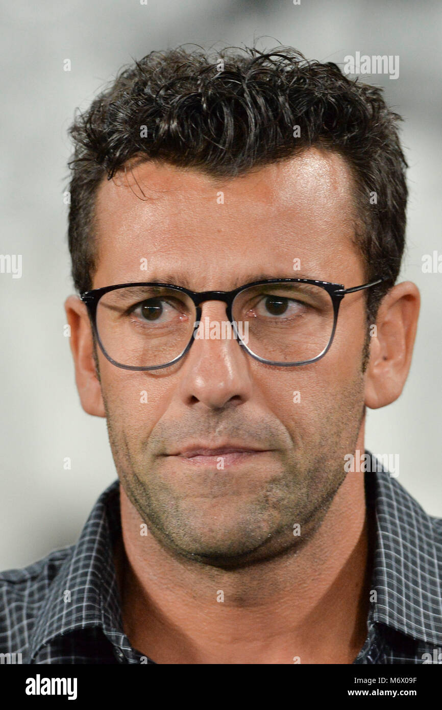 Rio De Janeiro, Brazil. 06th Mar, 2018. Technician Alberto Valentim ...