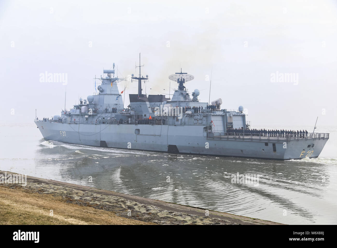 Wilhelmshaven, Germany. 07 March 2018, The German Navy frigate 'Bayern ...
