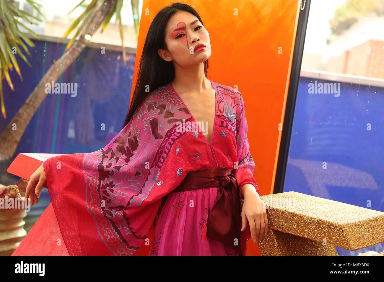 Princess diana zandra rhodes hi-res stock photography and images - Alamy