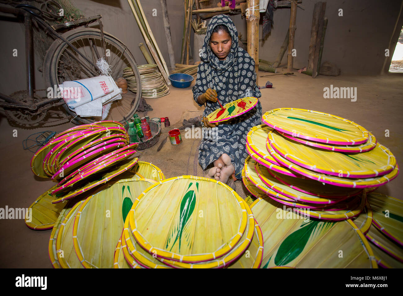 Palmyrah fan (Taal pata’r Pakha Stock Photo - Alamy