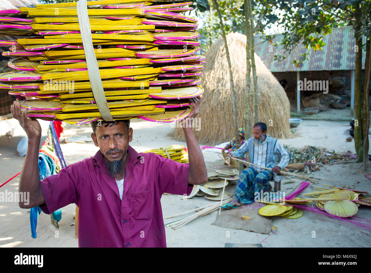 Palmyrah fan (Taal pata’r Pakha Stock Photo - Alamy