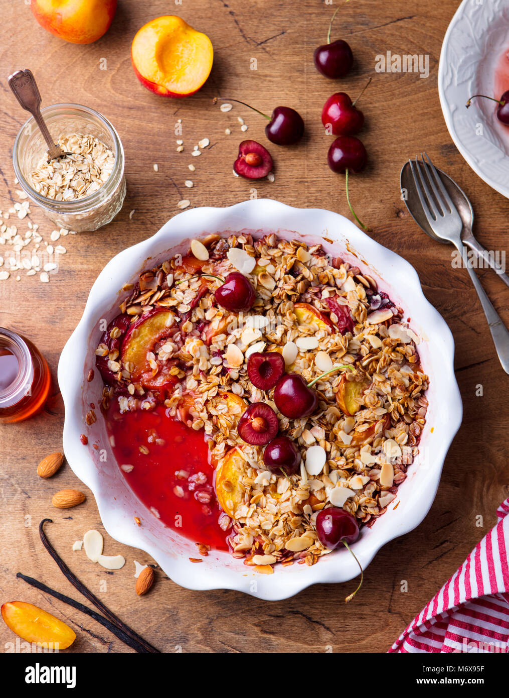 Dish top view hi-res stock photography and images - Alamy