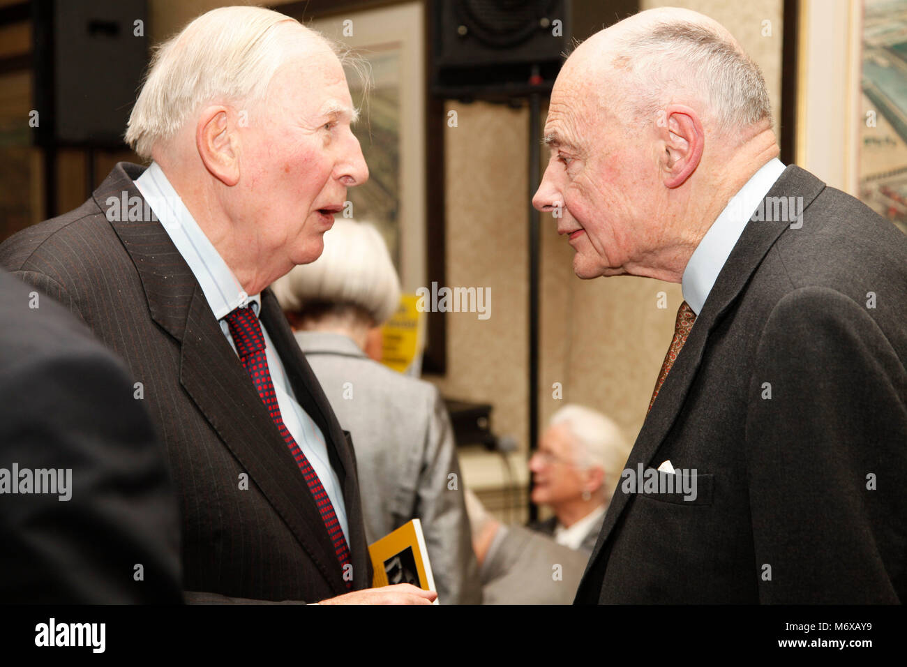 Inspector morse book hi-res stock photography and images - Alamy