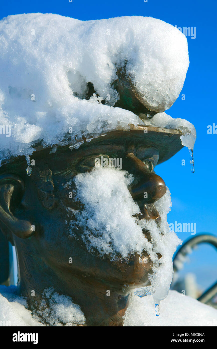 from Pit To Port Sculpture, Cardiff bay, Cardiff, UK Stock Photo - Alamy