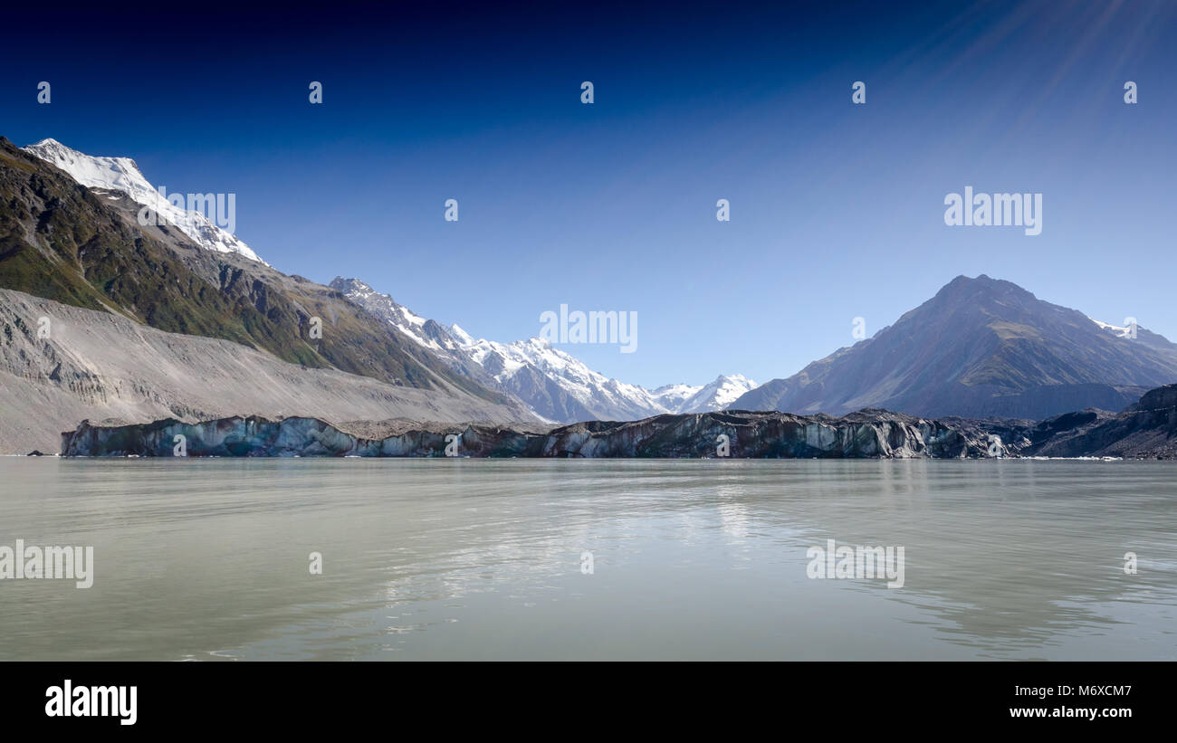 Cook Glacier Lake, Mount Cook, New Zealand Stock Photo - Alamy