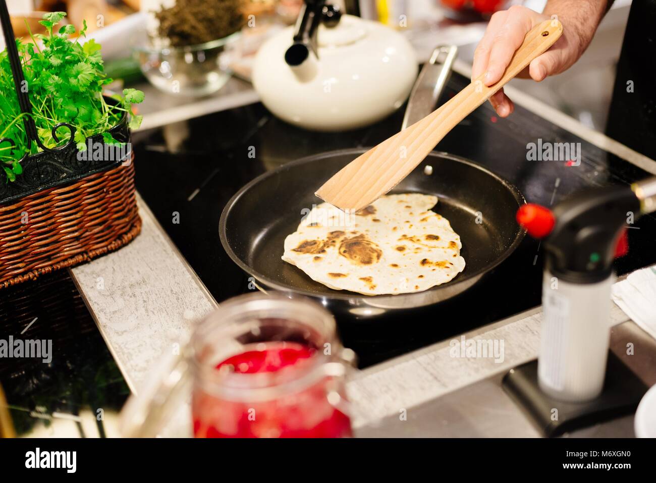 Pan taco tortilla pancake hi-res stock photography and images - Alamy