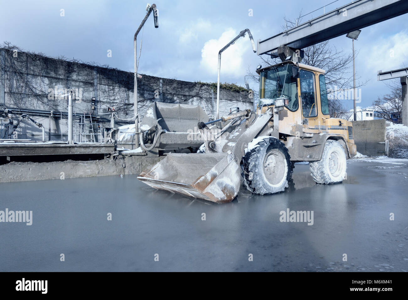 Trench Digger Stock Photos & Trench Digger Stock Images - Alamy