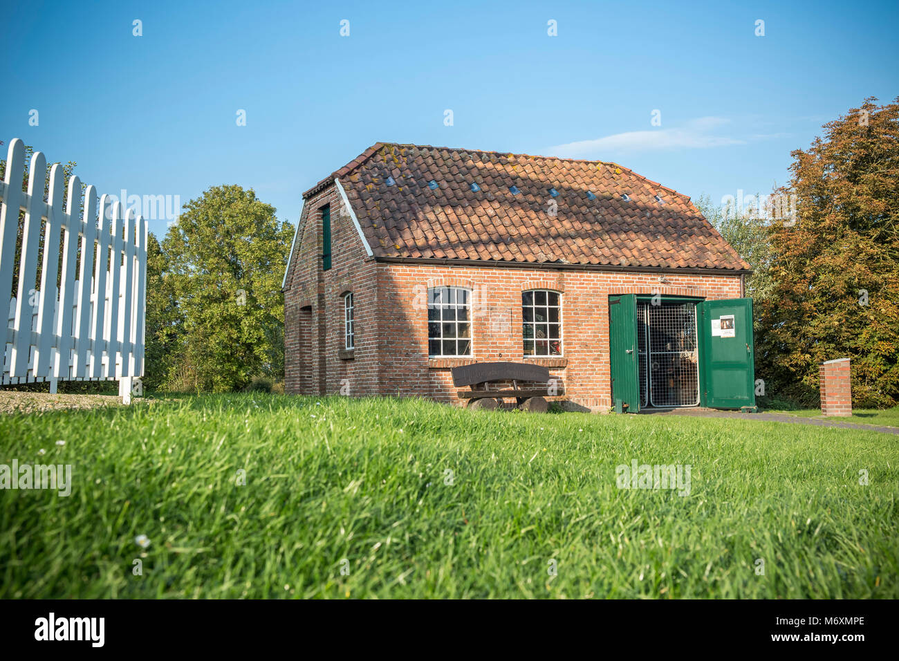 a old building Stock Photo - Alamy a old building Stock Photo - Alamy