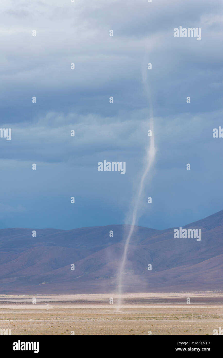 Whirdwind hi-res stock photography and images - Alamy