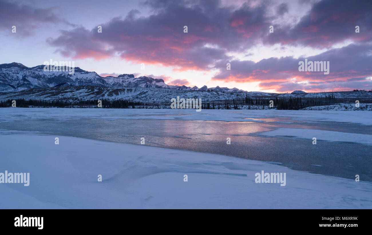 Jasper National Park Frozen Over High Resolution Stock Photography and ...