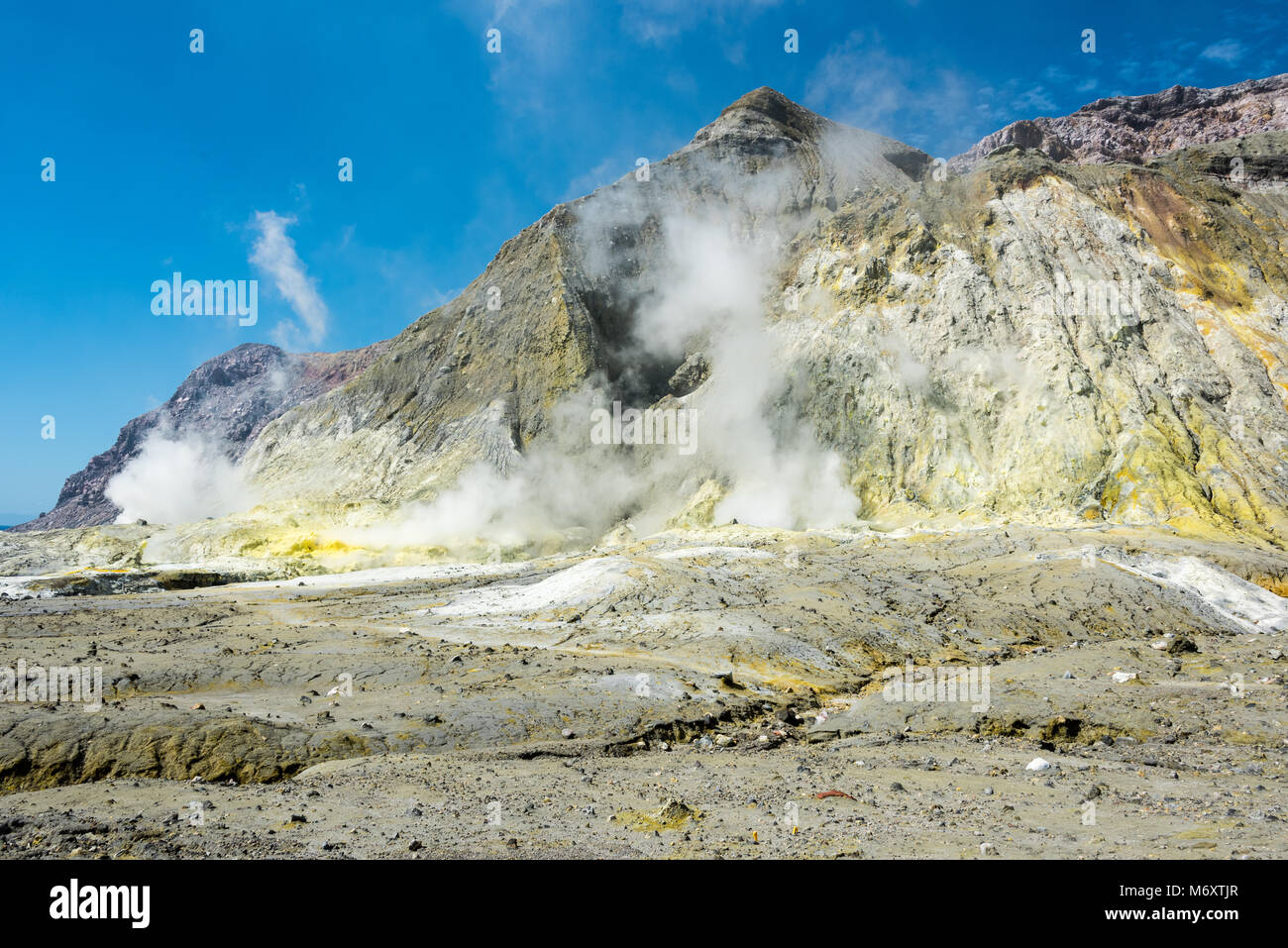 Crater Bay High Resolution Stock Photography and Images - Alamy