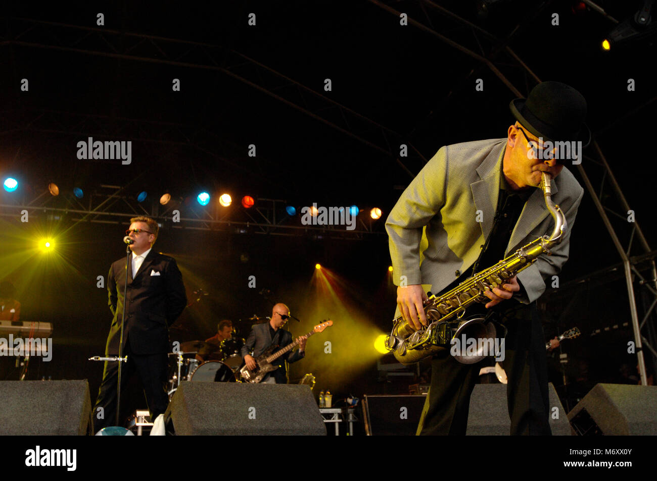 Band madness hi-res stock photography and images - Alamy
