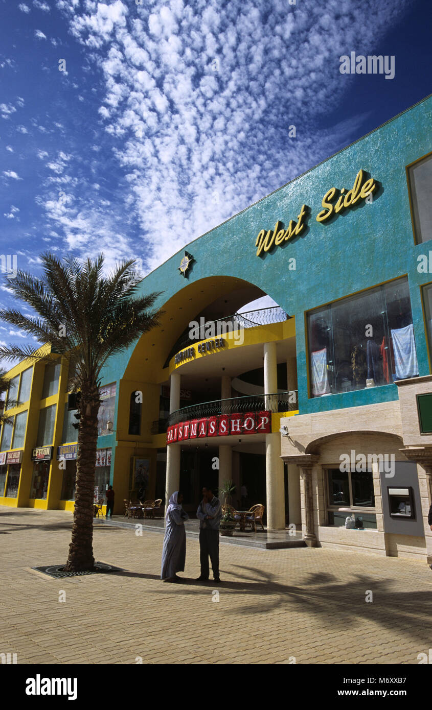 Hurghada shop shopping hi-res stock photography and images - Alamy