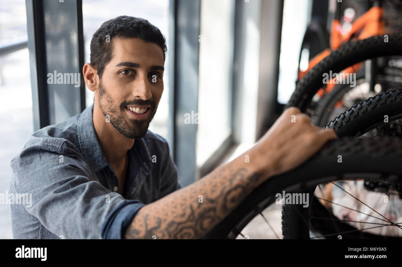 Bicycle mechanic hi-res stock photography and images - Alamy