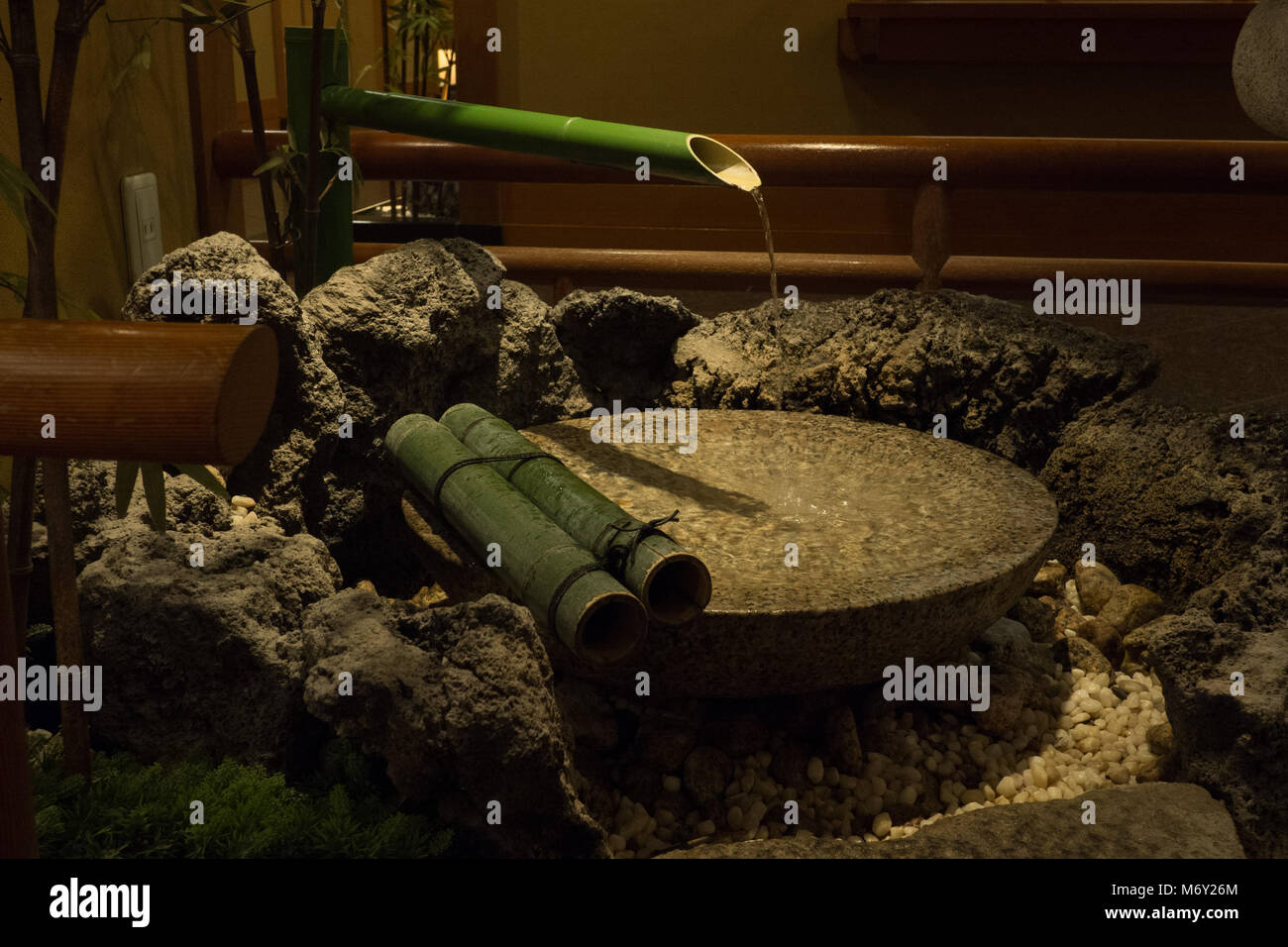 Traditional Japanese bamboo fountain Stock Photo - Alamy