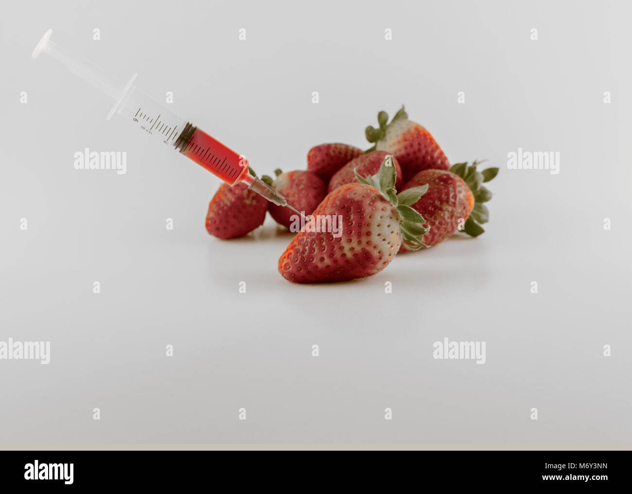 Fruit development genes, Genetic research, Genetically Engineered ...