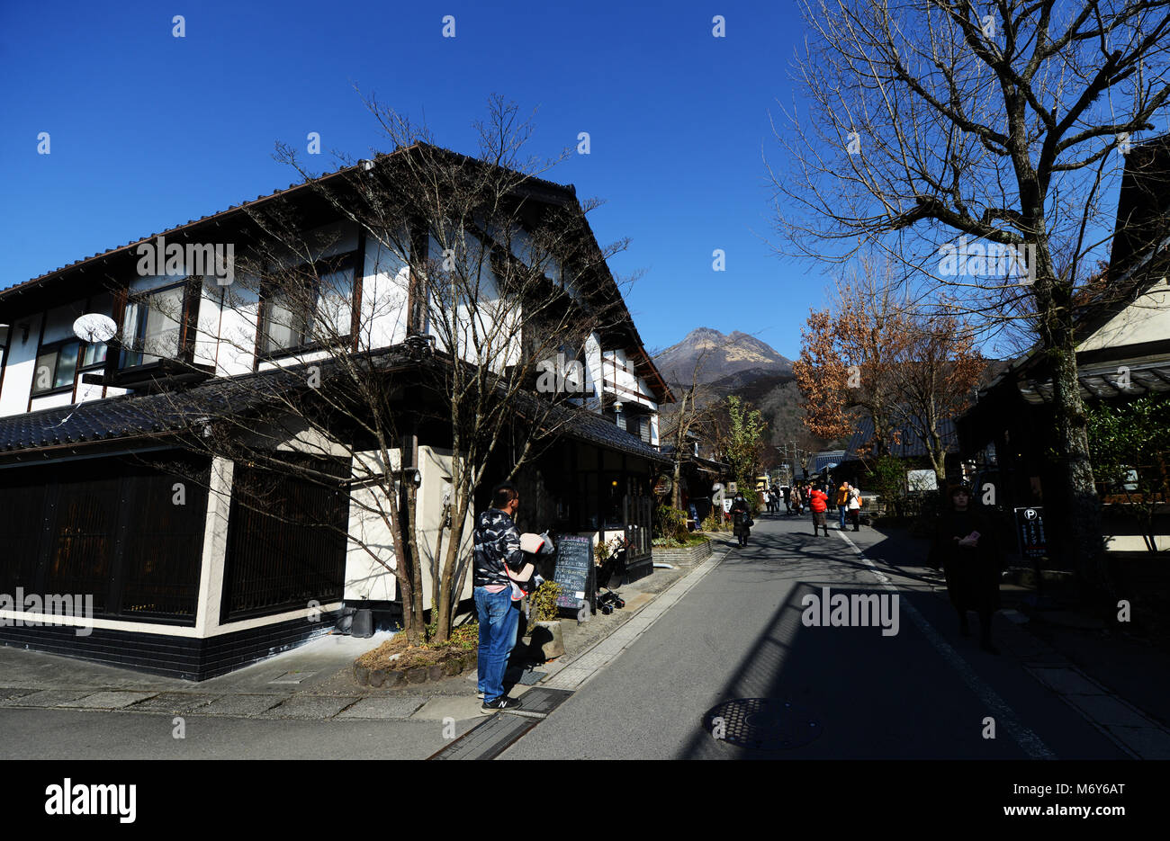 Beautiful Japanese houses on Yunotsubo Kaidō street in Yufu Stock Photo ...