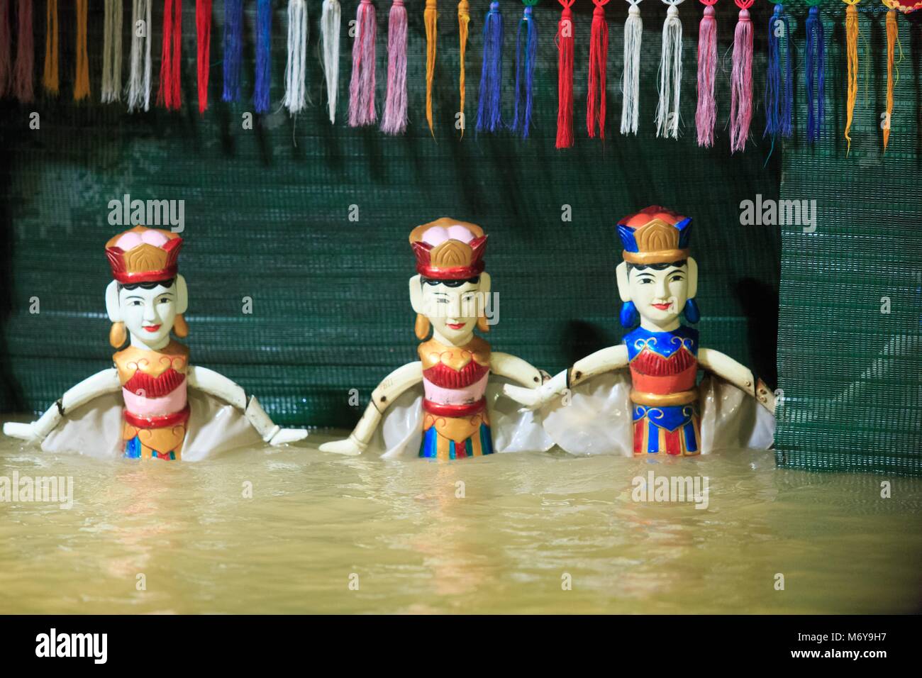 Traditional Vietnamese puppets at the Golden Dragon Water Puppet ...