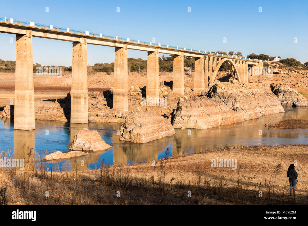 The Ricobayo reservoir (Embalse de Ricobayo) and the Puente de la ...