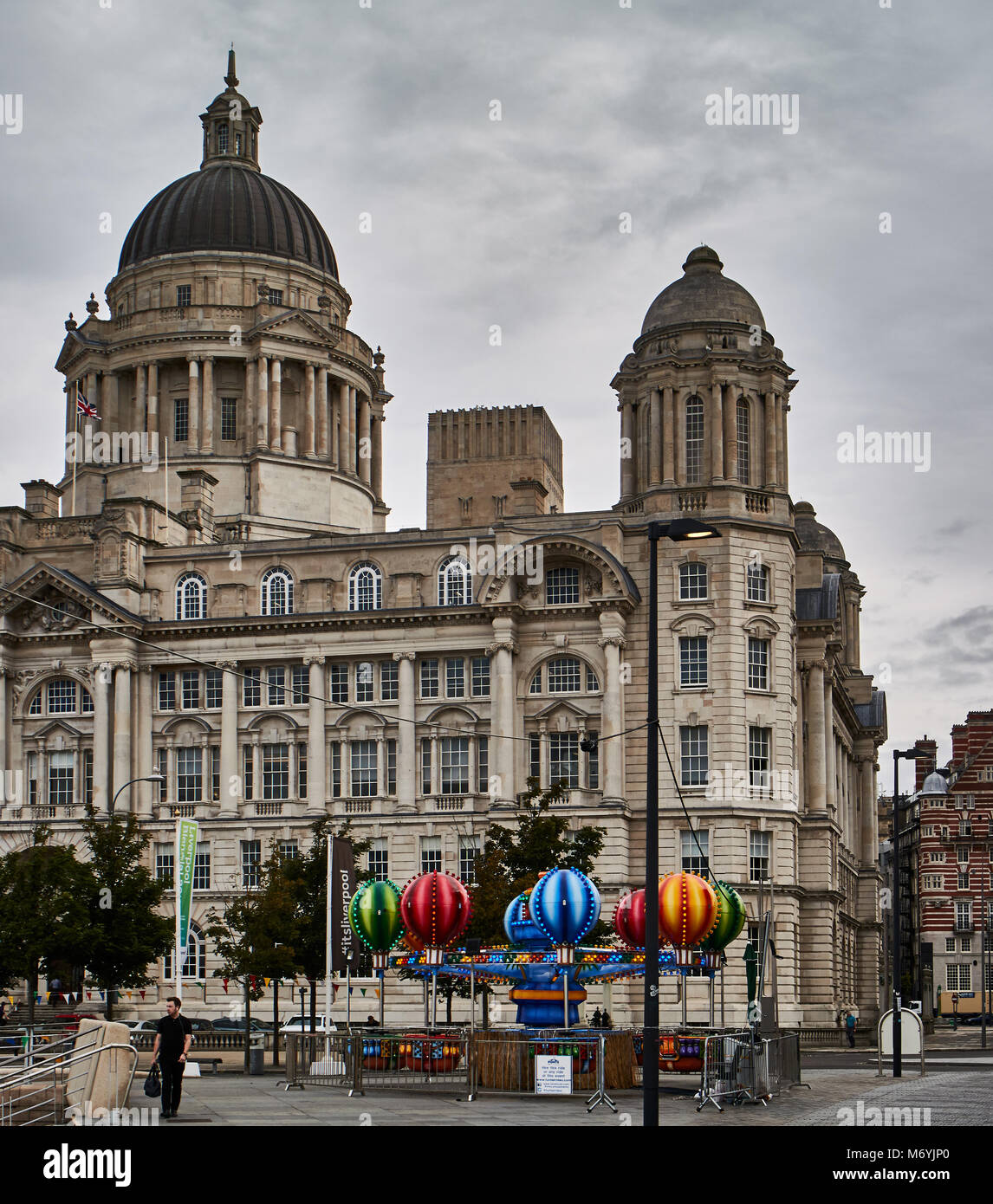 The Port of Liverpool building and the Royal Liver building at the ...