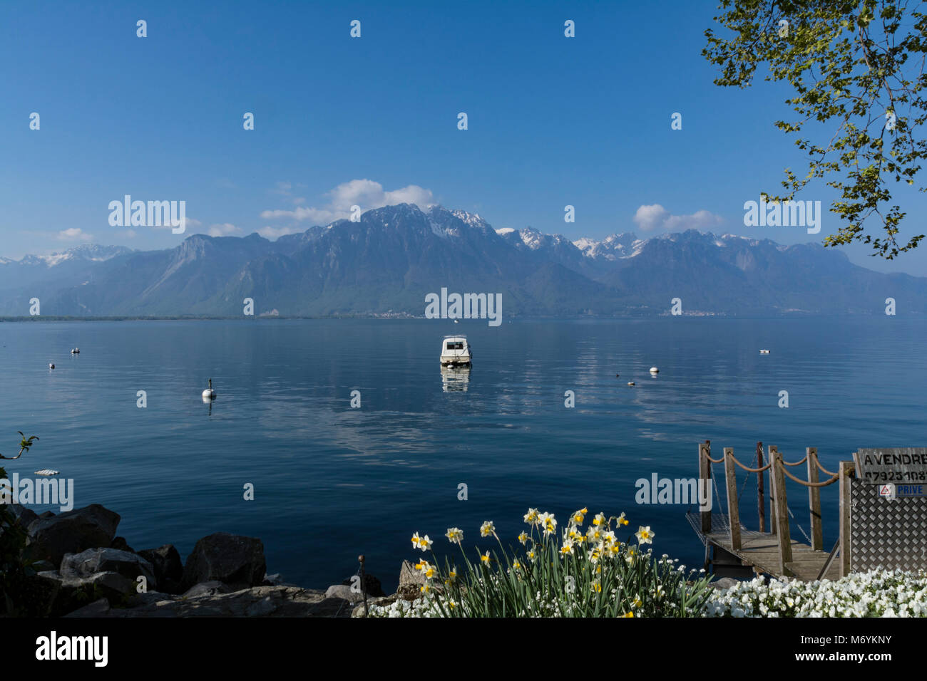Lake geneva hi-res stock photography and images - Alamy