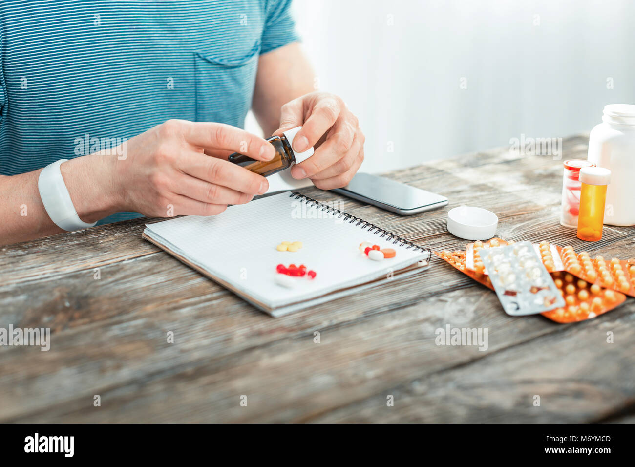 Responsible medication use hi-res stock photography and images - Alamy