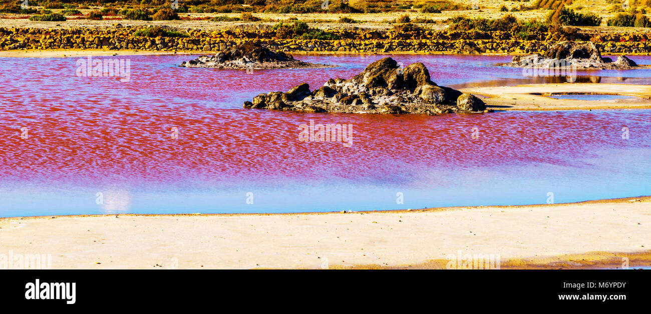 pink lake in spain, unusual phenomenon, mineral influence on water ...