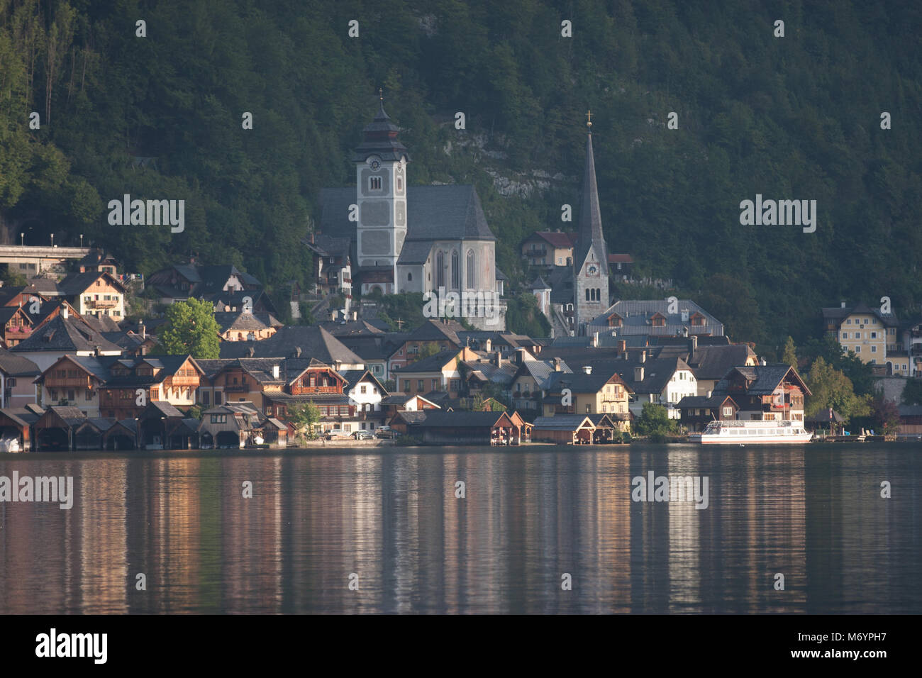 Hallstatt view hi-res stock photography and images - Alamy