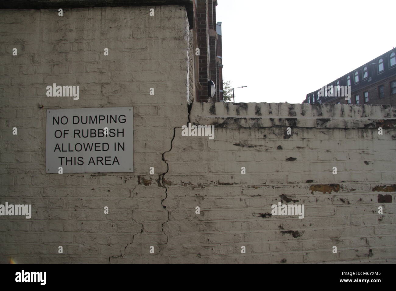 Rubbish prohibited sign hi-res stock photography and images - Alamy