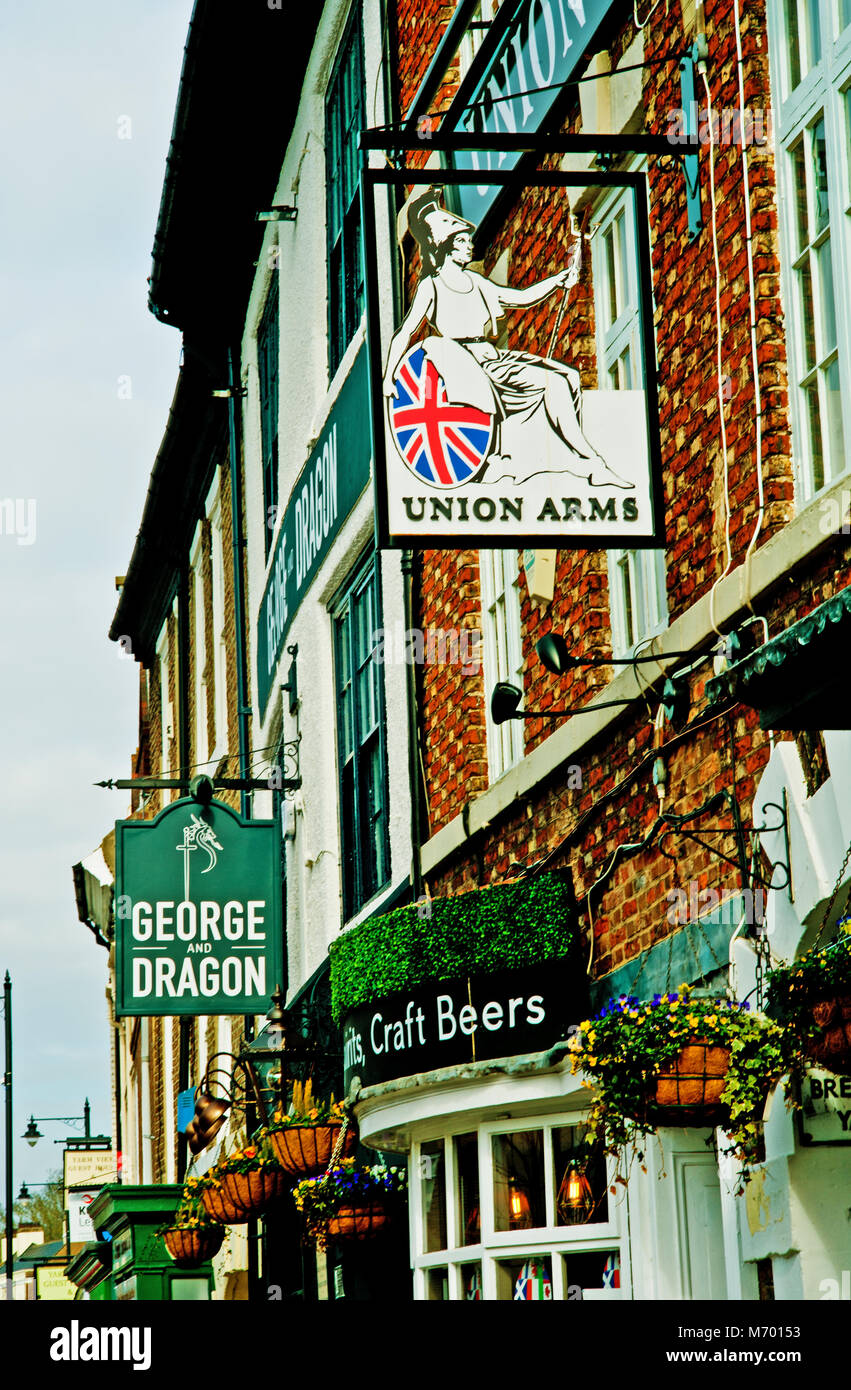 The Union Arms and George and Dragon, Yarm on Tees Stock Photo - Alamy