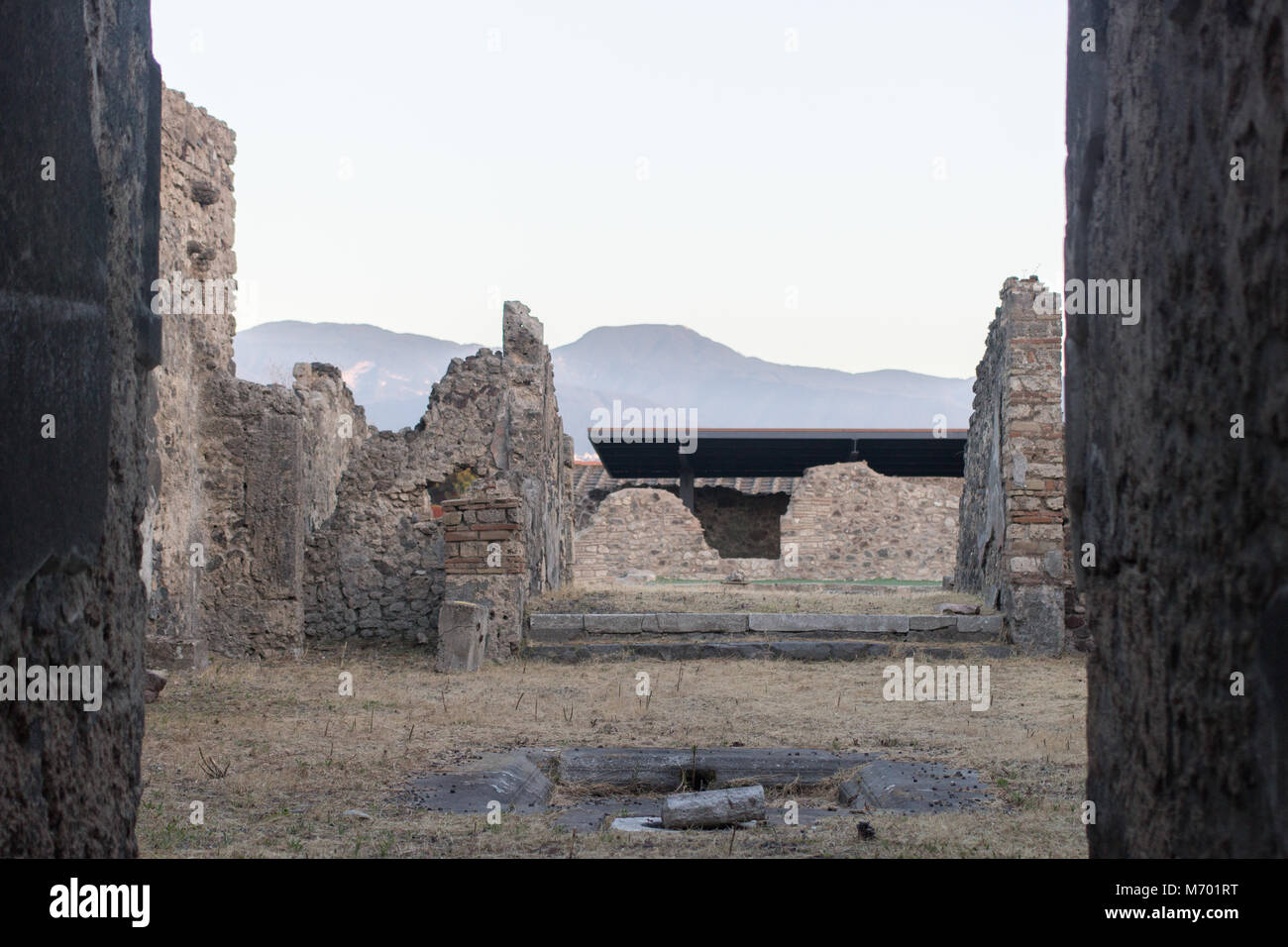 Pompeii vulcano hi-res stock photography and images - Alamy