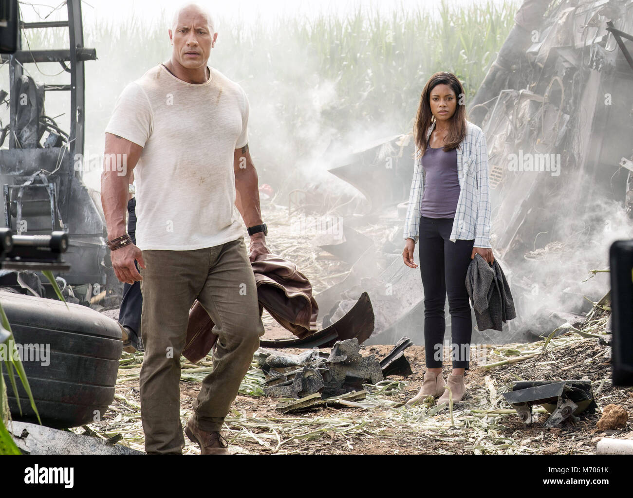 RAMPAGE, from left: Dwayne Johnson, Naomie Harris, 2018. ph: Frank Masi ...