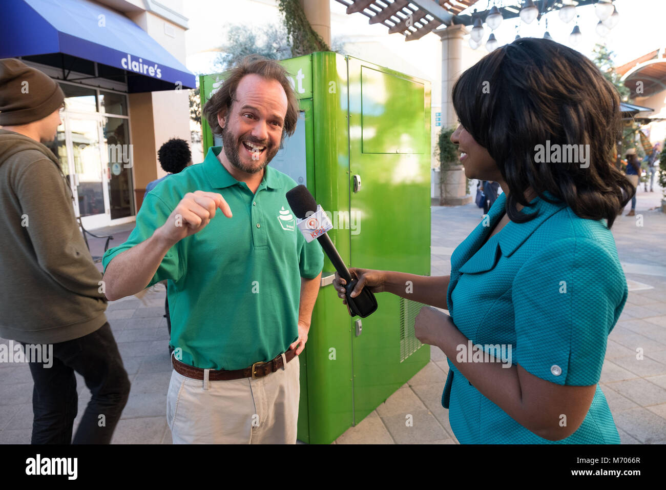 BASKETS, l-r: Justin Dray, Angela Martinez in 'Sweat Equity' (Season 3 ...