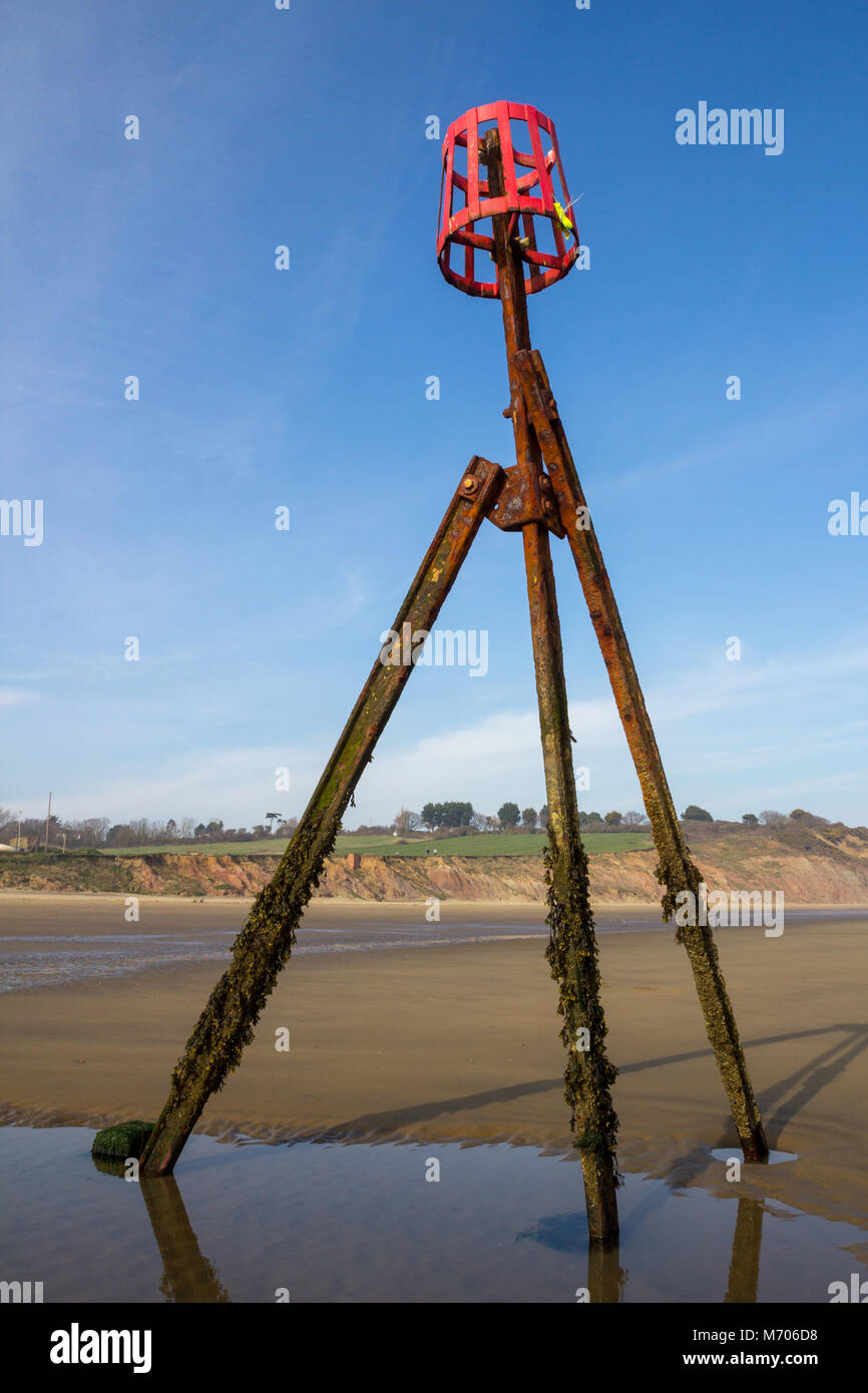 Red groyne marker hi-res stock photography and images - Alamy