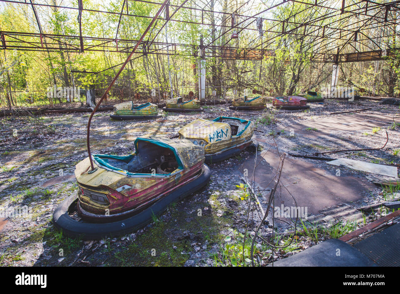 Ukraine, Chernobyl: Abandoned vehicles, houses and places from the ...