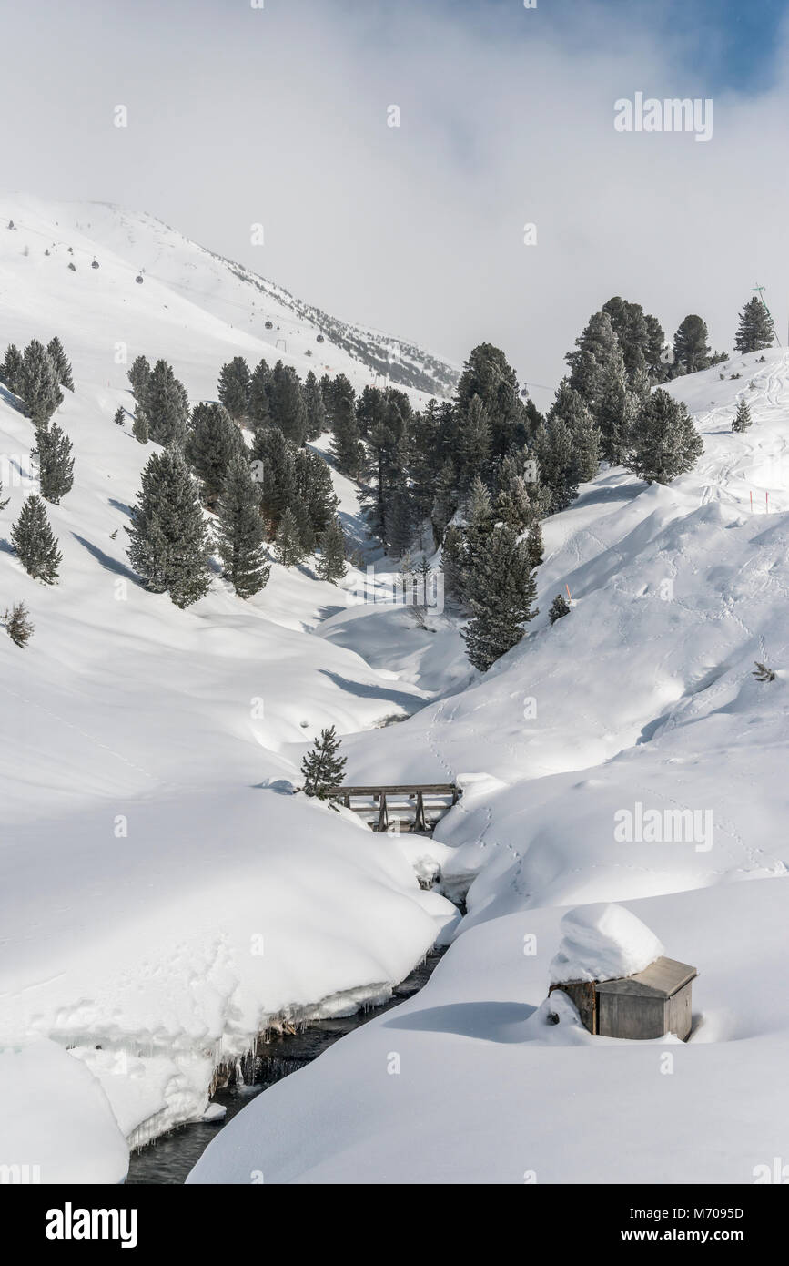 Winter snow scenes in the mountains of the Sellrain Alps in the ...