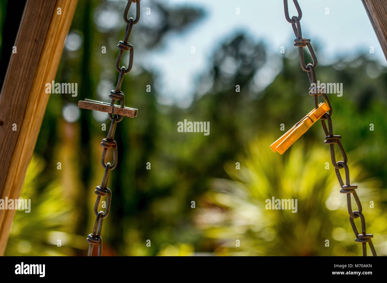 Pegged up hi-res stock photography and images - Alamy