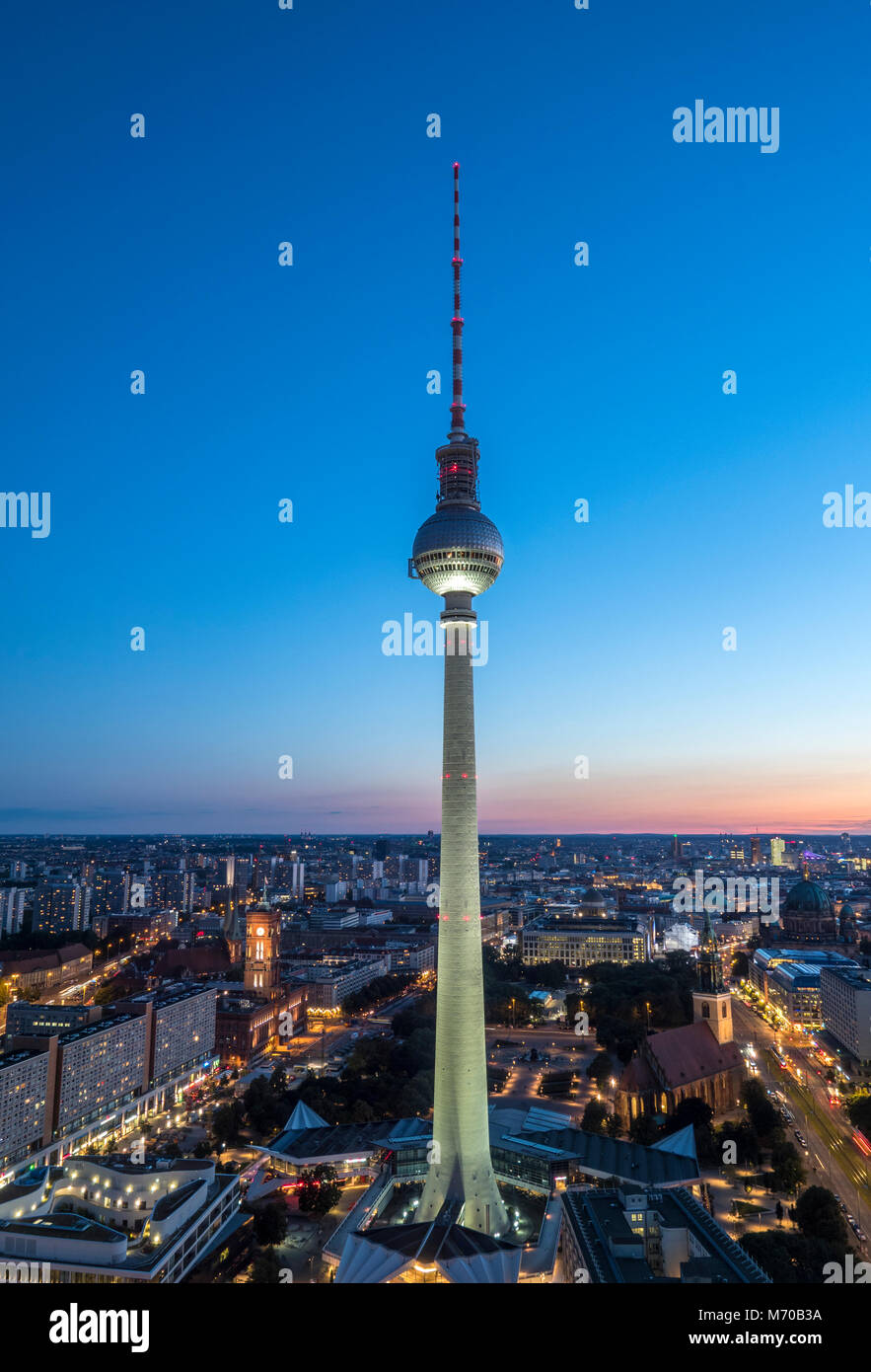 Berliner Fernsehturm Television Tower, Berlin, Germany. 368m-tall tower ...