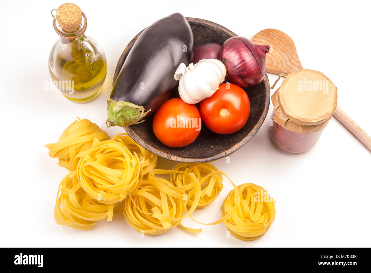 Bowl traditional italian style Cut Out Stock Images & Pictures - Alamy