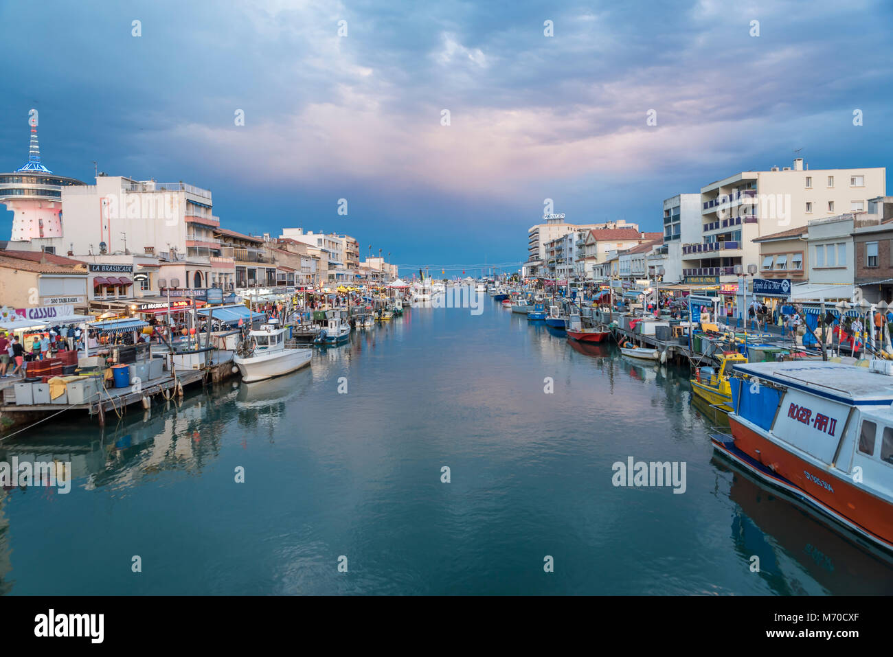 Batar hi-res stock photography and images - Alamy