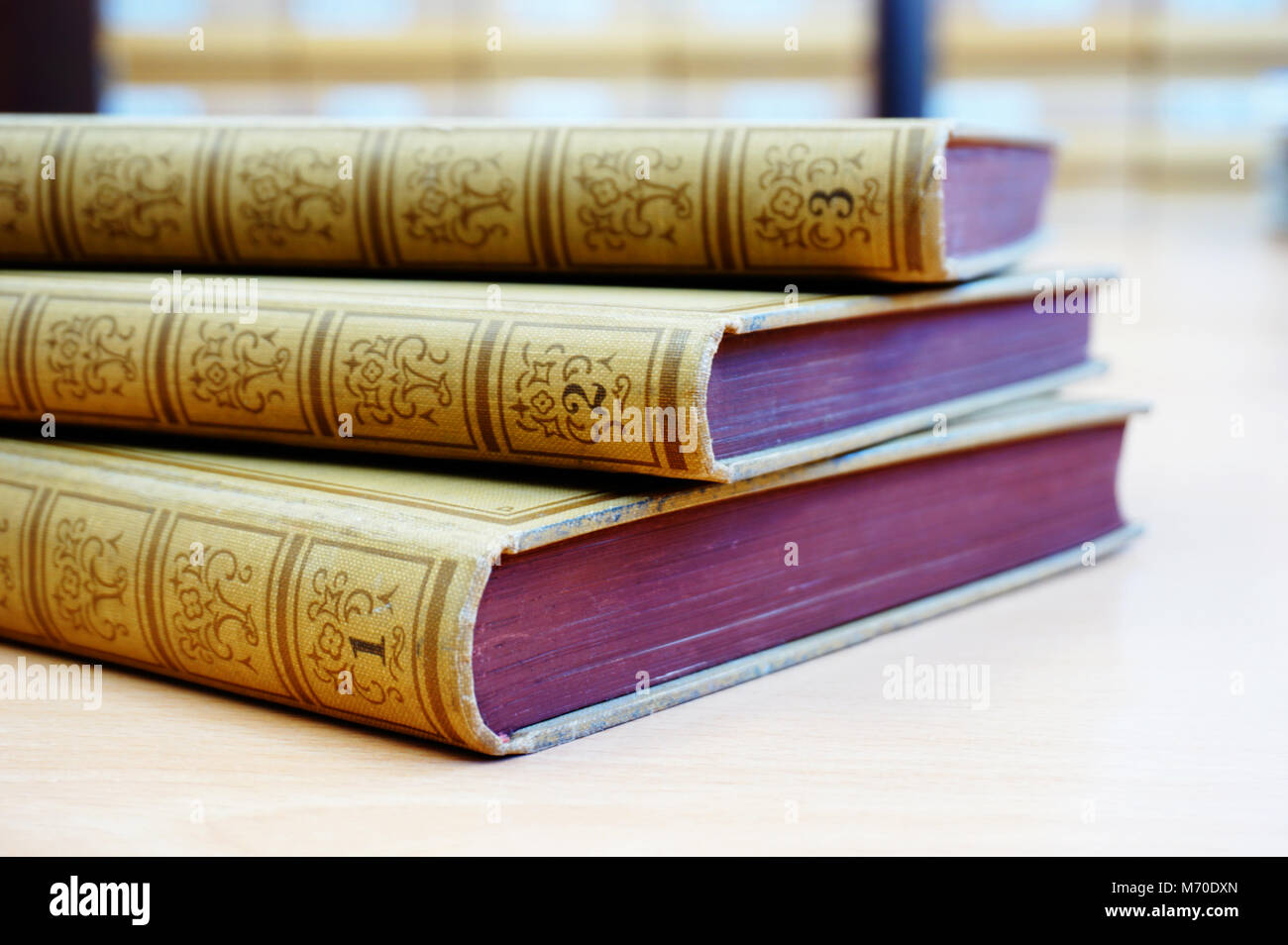 Studying in library vintage hi-res stock photography and images - Alamy