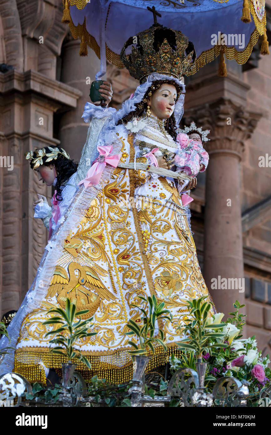 Virgin of bethlehem peru hi-res stock photography and images - Alamy